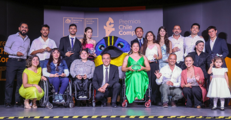 Ferochi asistió a los Premios Chile Compite del IND - CaballoyRodeo.cl